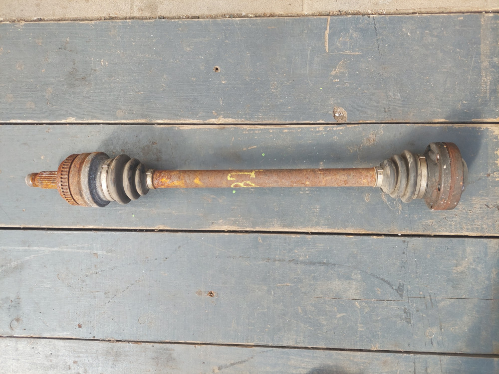 BMW E87 120d E90 318d 320d M47 N47 bal féltengely - bayerpar